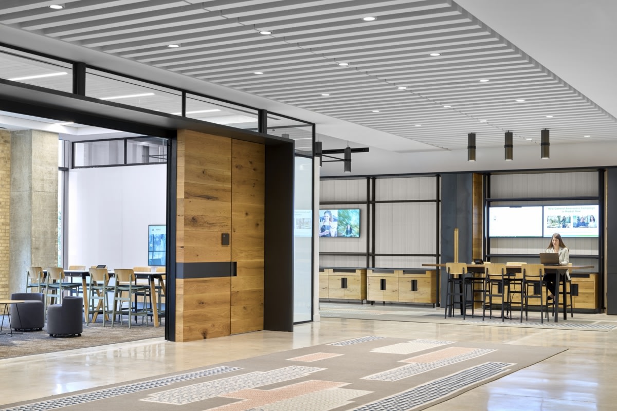 Credit Human Offices - San Antonio | Office Snapshots