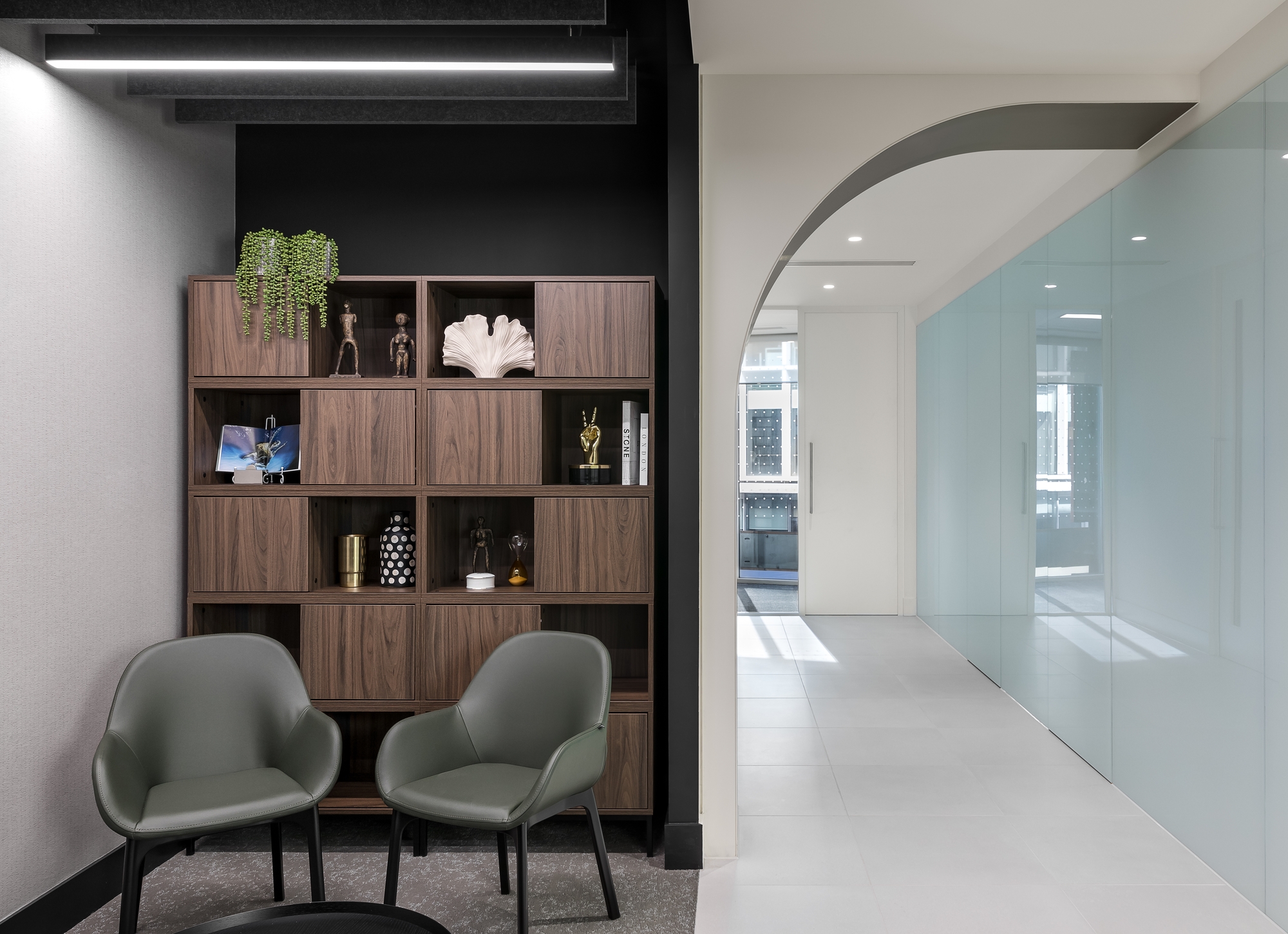 Crowe UK Offices - London | Office Snapshots