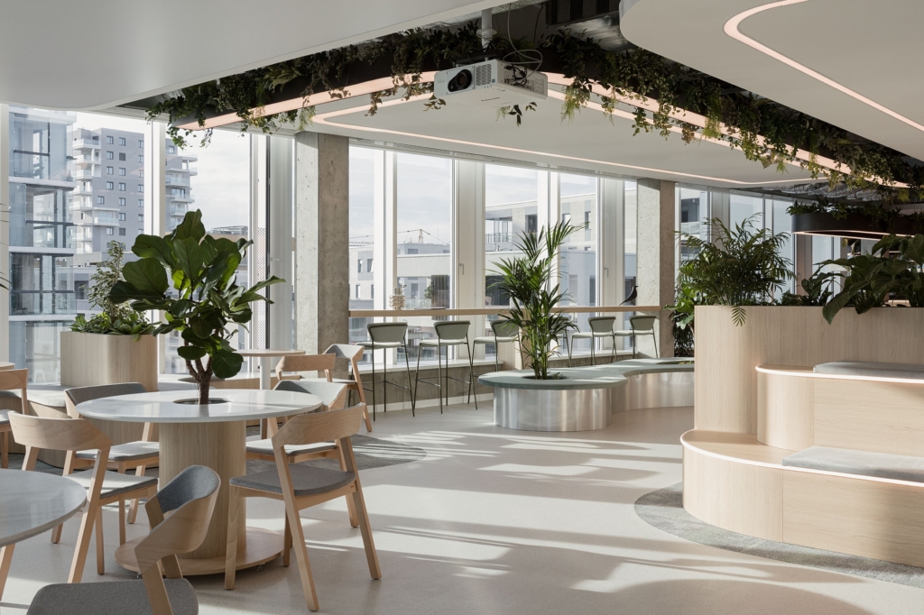 IncepTech Offices - Budapest | Office Snapshots