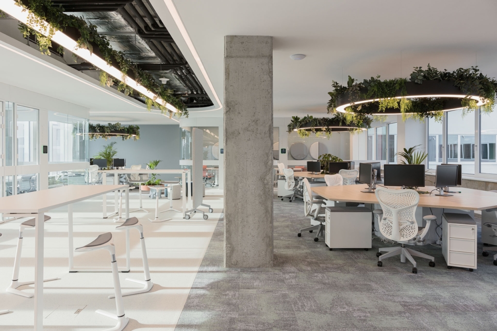 IncepTech Offices - Budapest | Office Snapshots