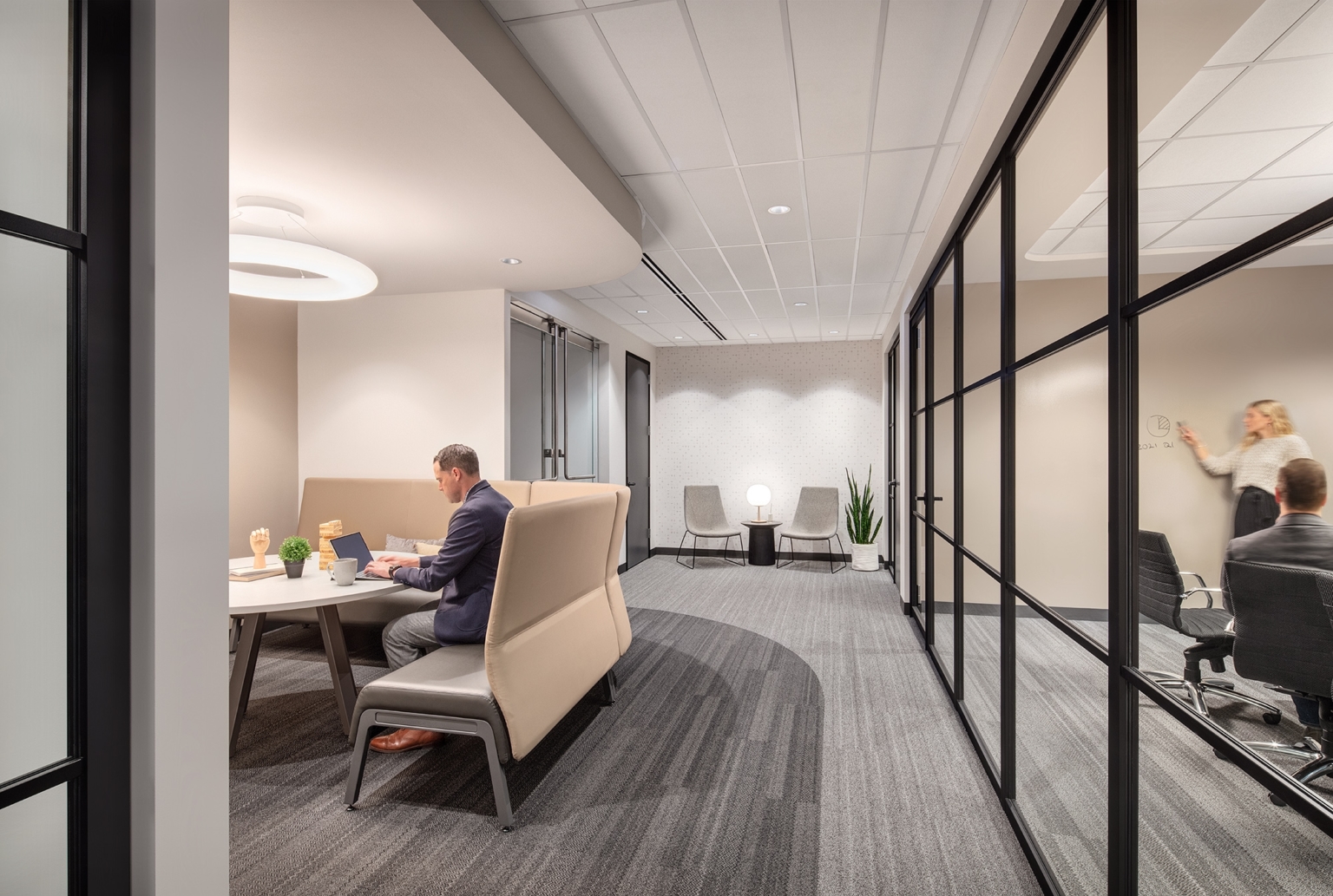 200 West Madison Spec Suites - Chicago | Office Snapshots