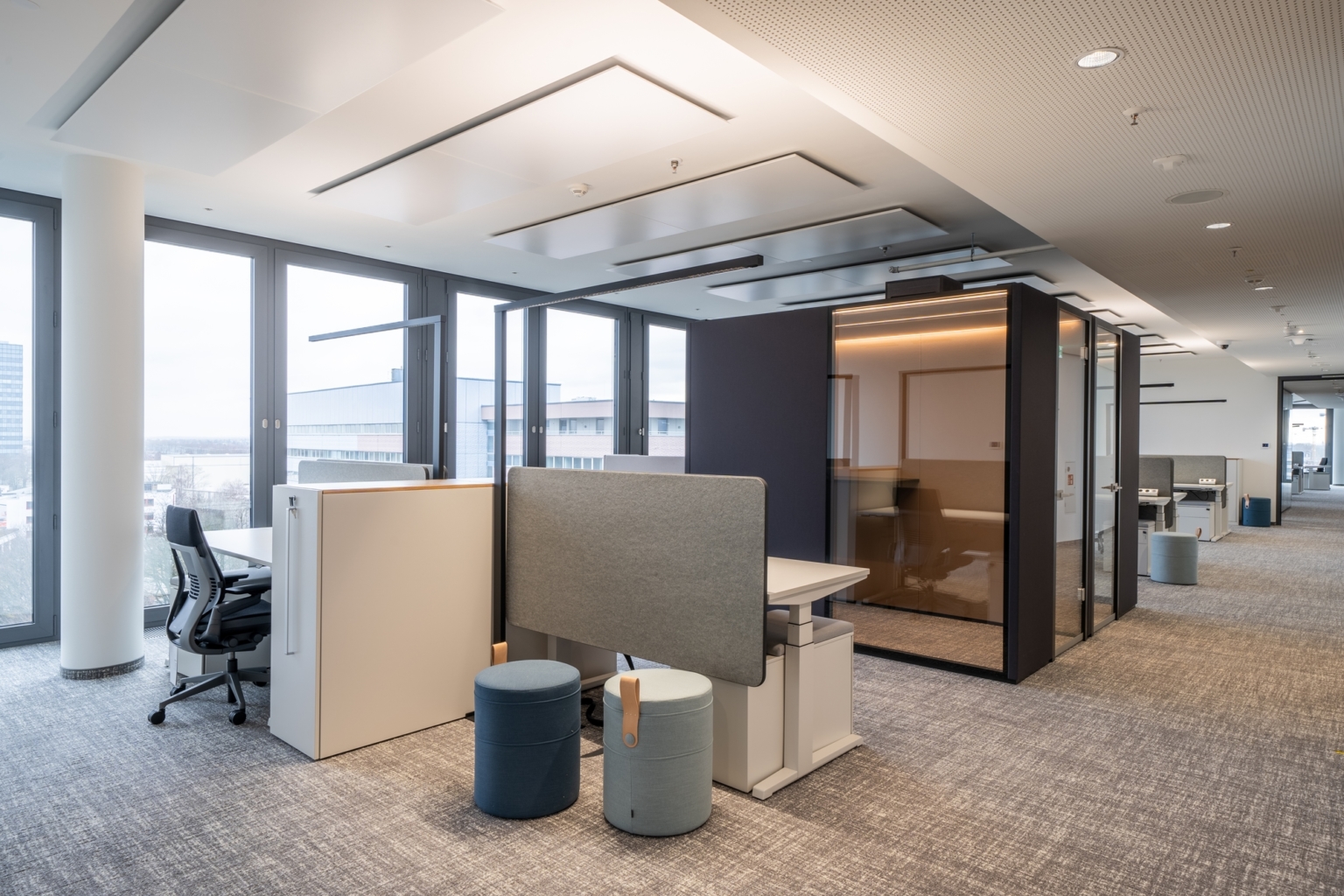 Biotechnology Group Offices - Munich | Office Snapshots