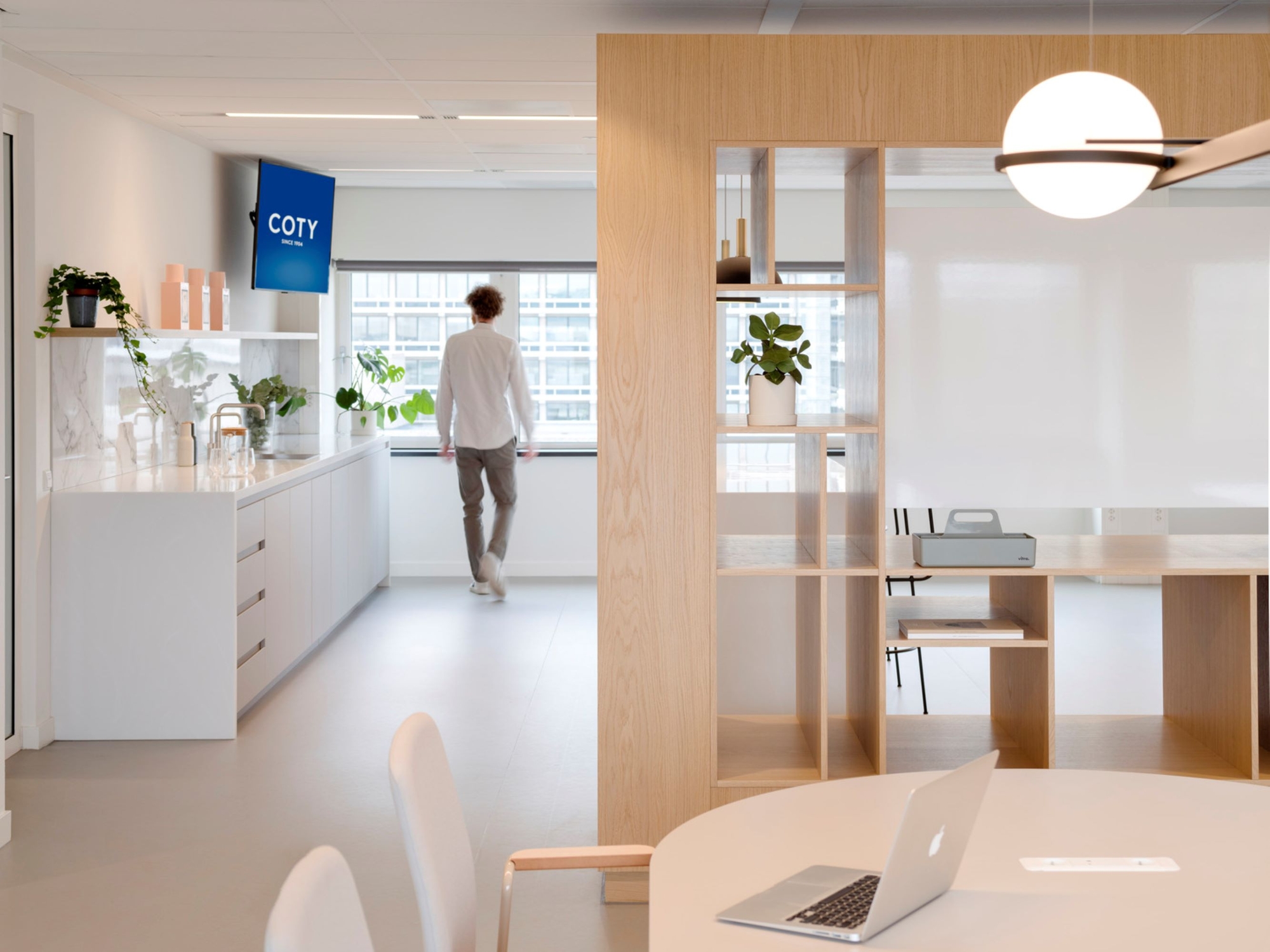 Coty Offices - Amsterdam | Office Snapshots