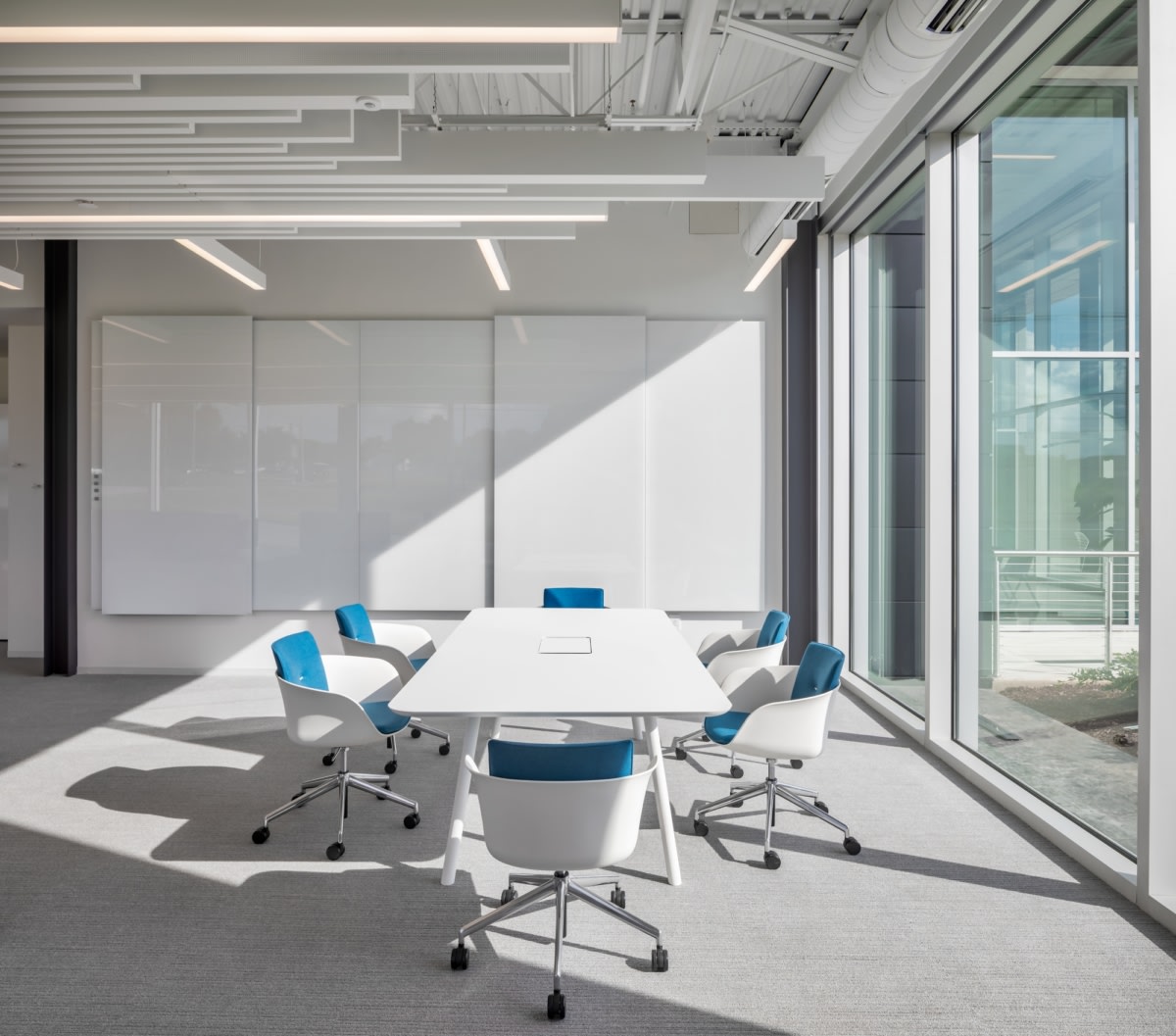 Davis Furniture Offices - High Point | Office Snapshots