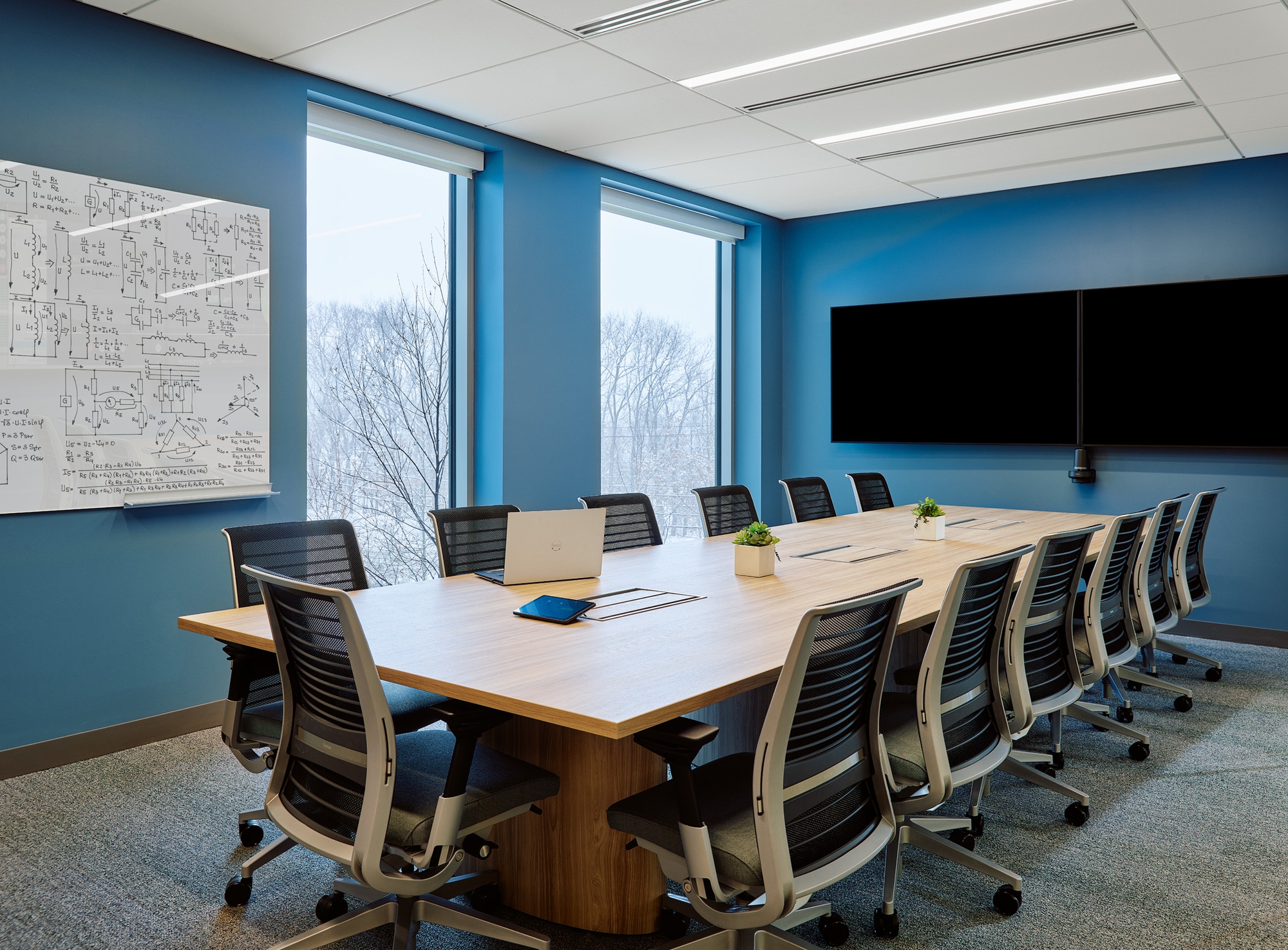 Cloud Platform Software Company Offices - Waltham | Office Snapshots