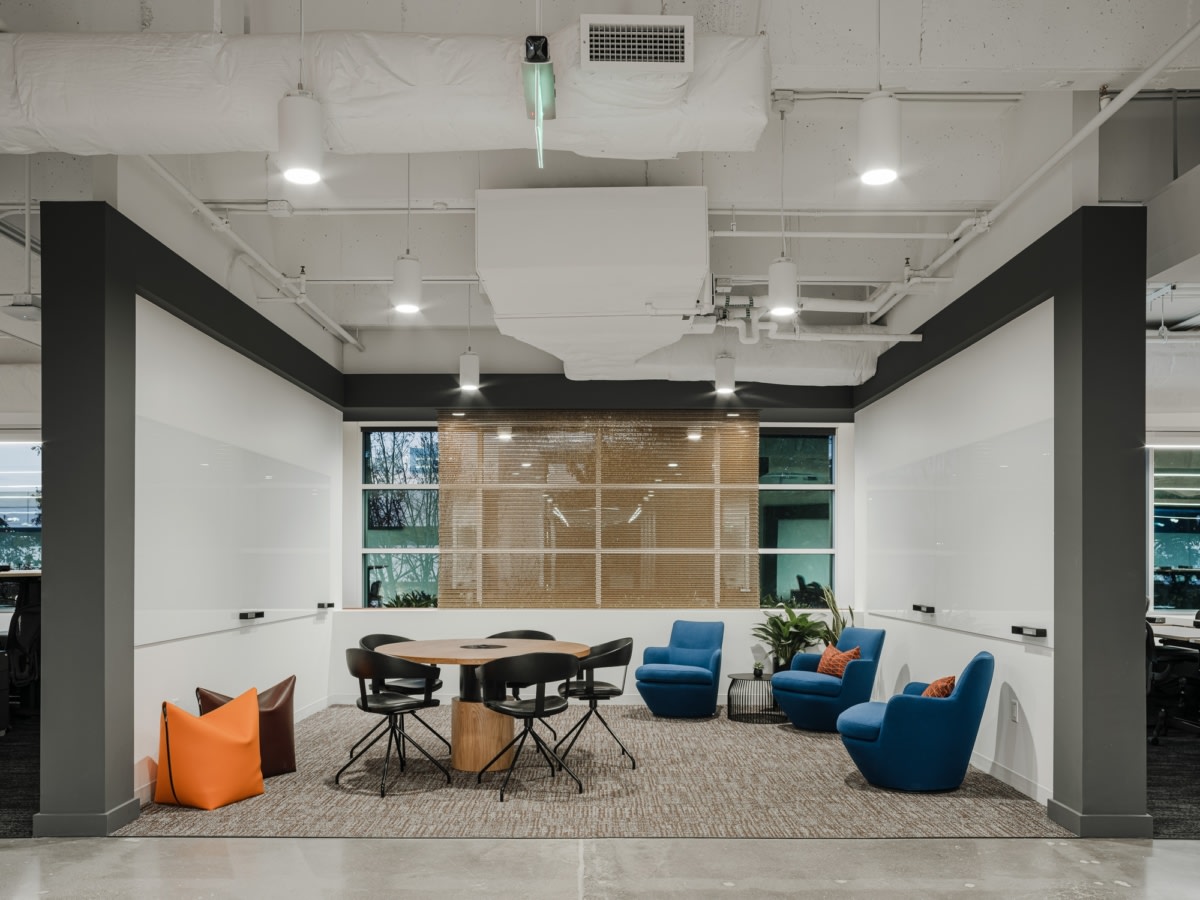 Indeed Gateway Offices - Austin | Office Snapshots