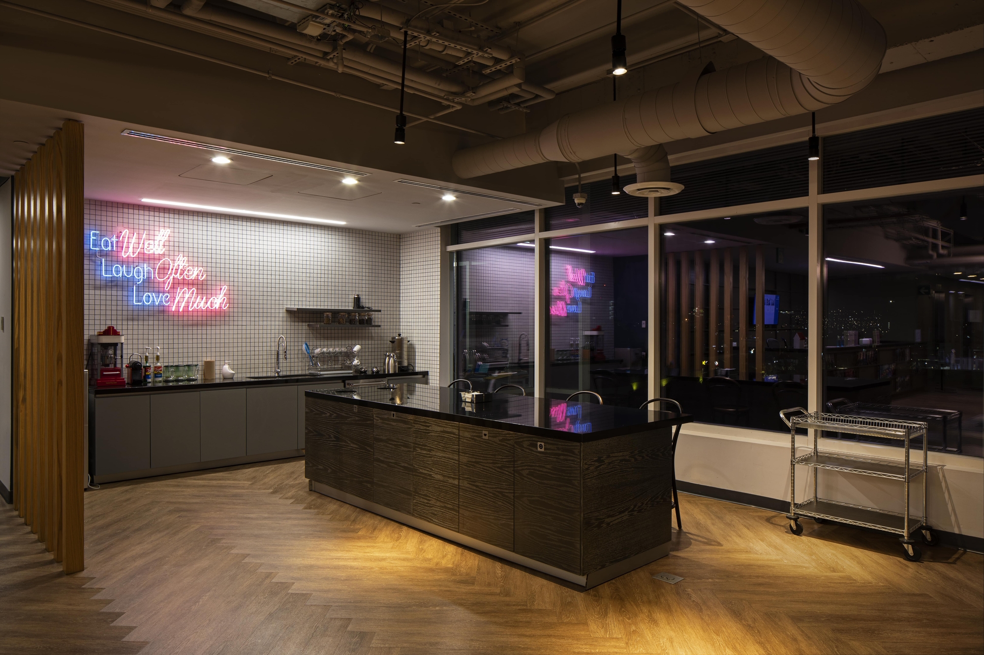 IOS Offices - Monterrey | Office Snapshots