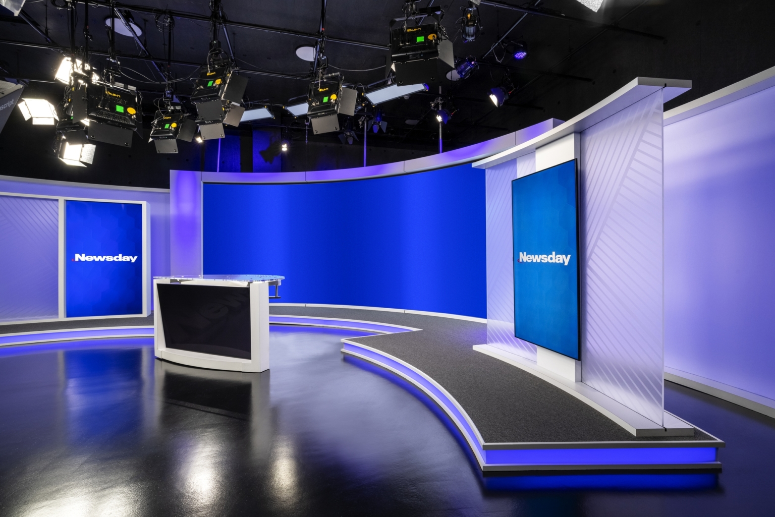 Newsday Offices - Melville | Office Snapshots