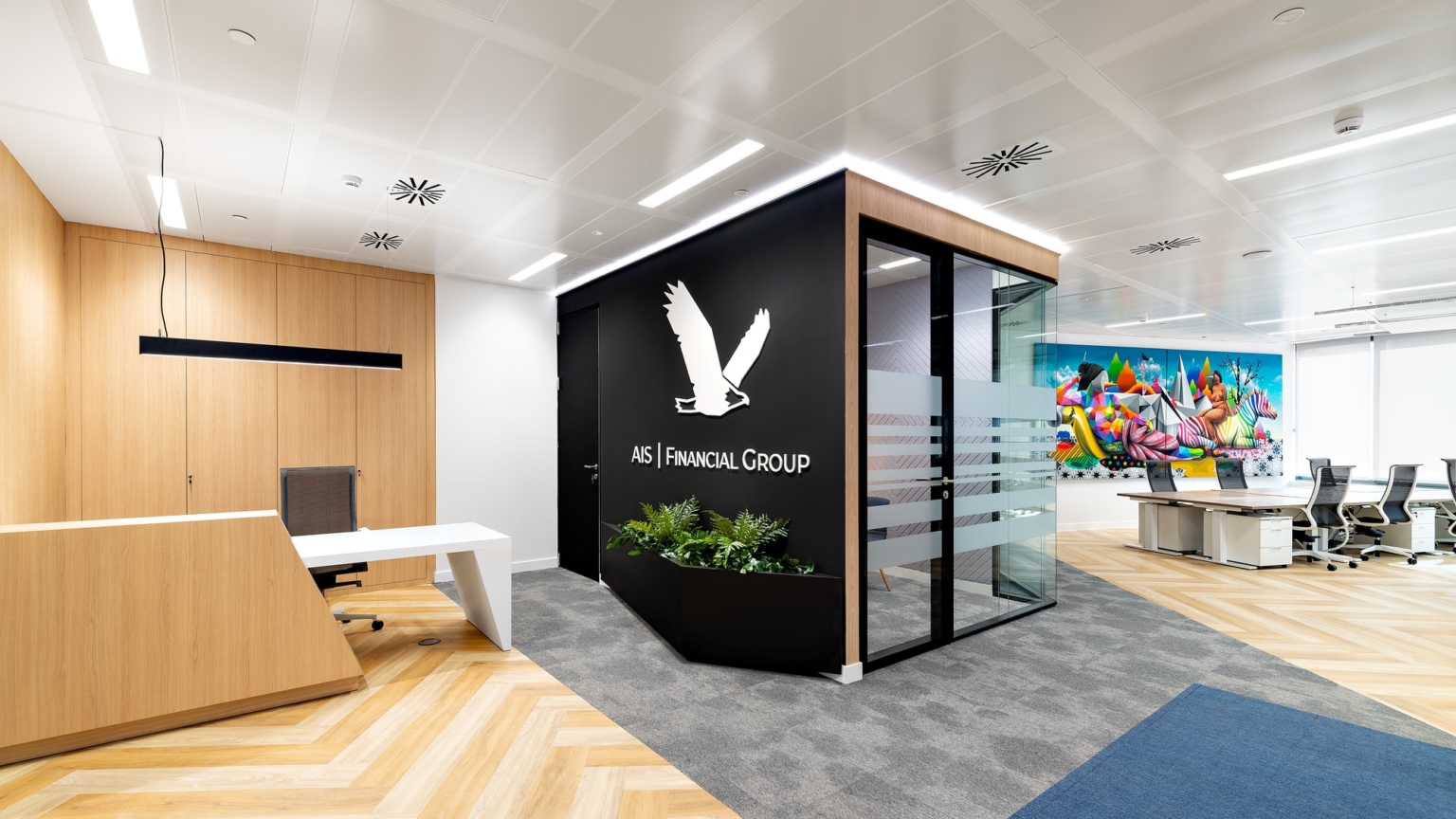 AIS Financial Group Offices - Madrid | Office Snapshots