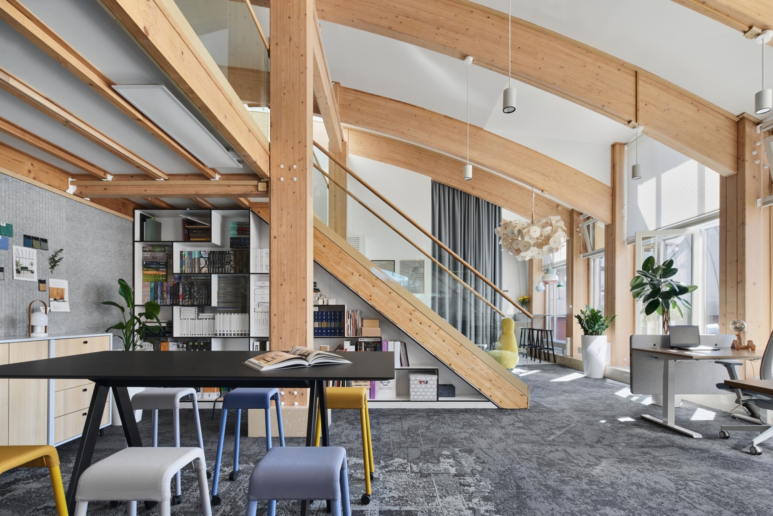 DESIGNIC Offices - Saint Petersburg | Office Snapshots