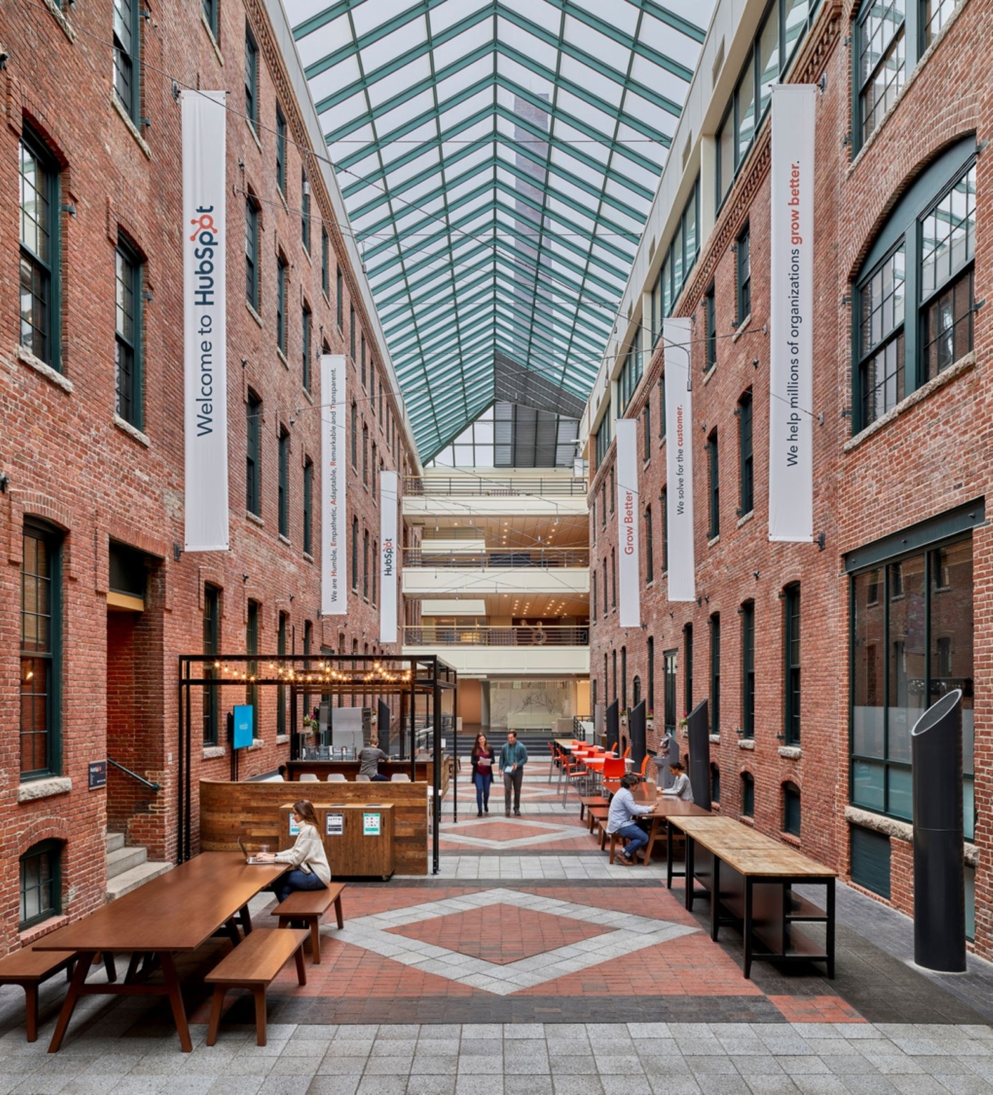 HubSpot Offices - Cambridge | Office Snapshots