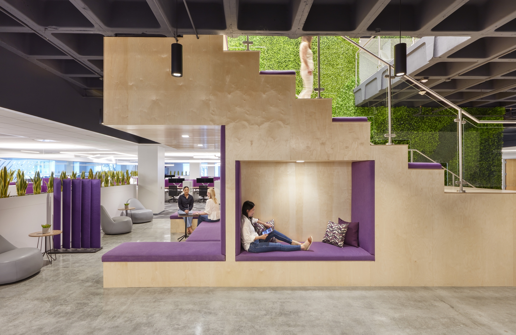 Kinecta Offices - Los Angeles | Office Snapshots
