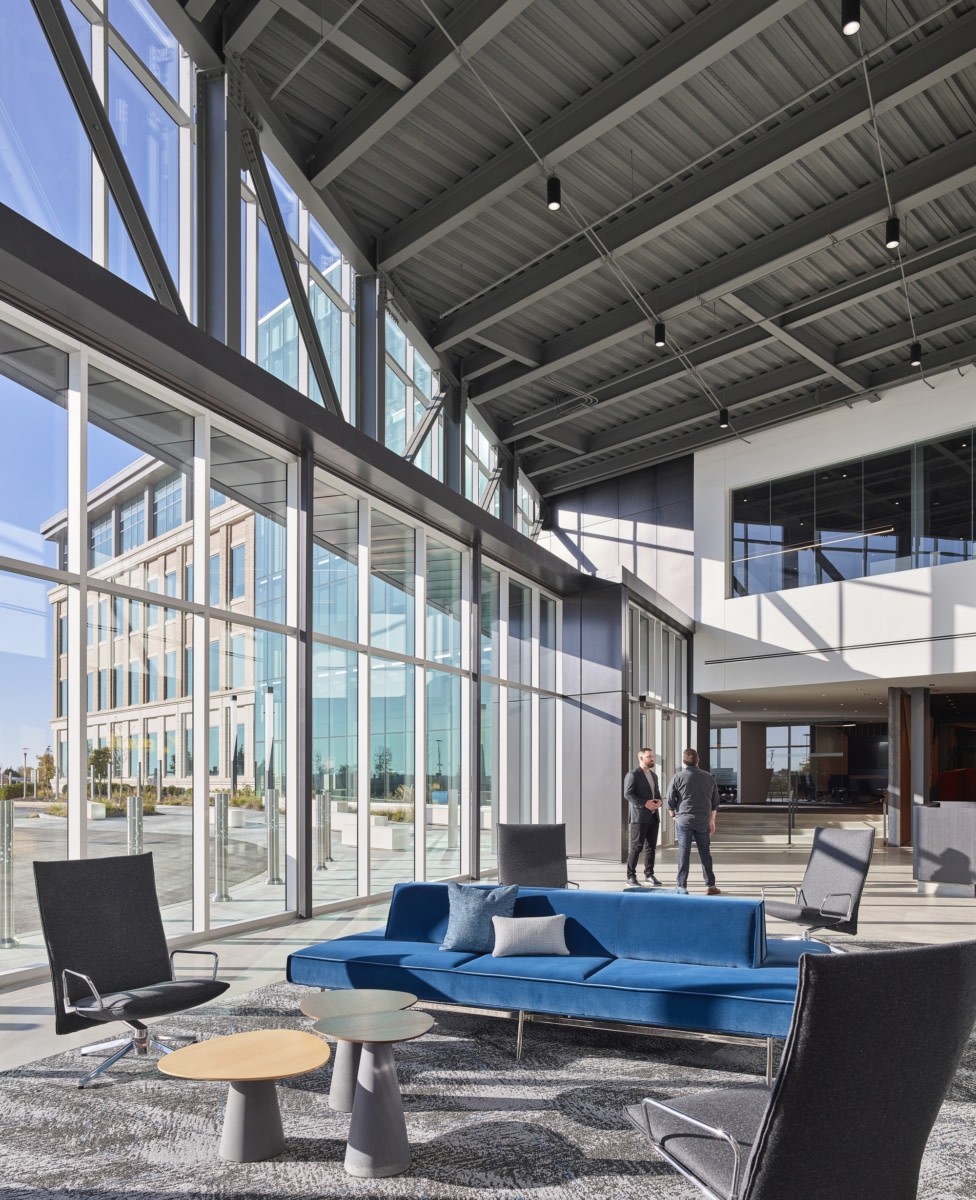 Kiewit Regional Headquarters - Lenexa | Office Snapshots