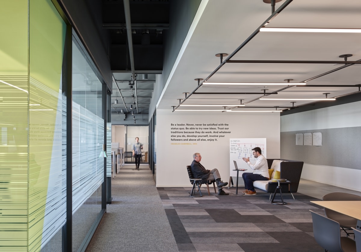 Kiewit Regional Headquarters - Lenexa | Office Snapshots