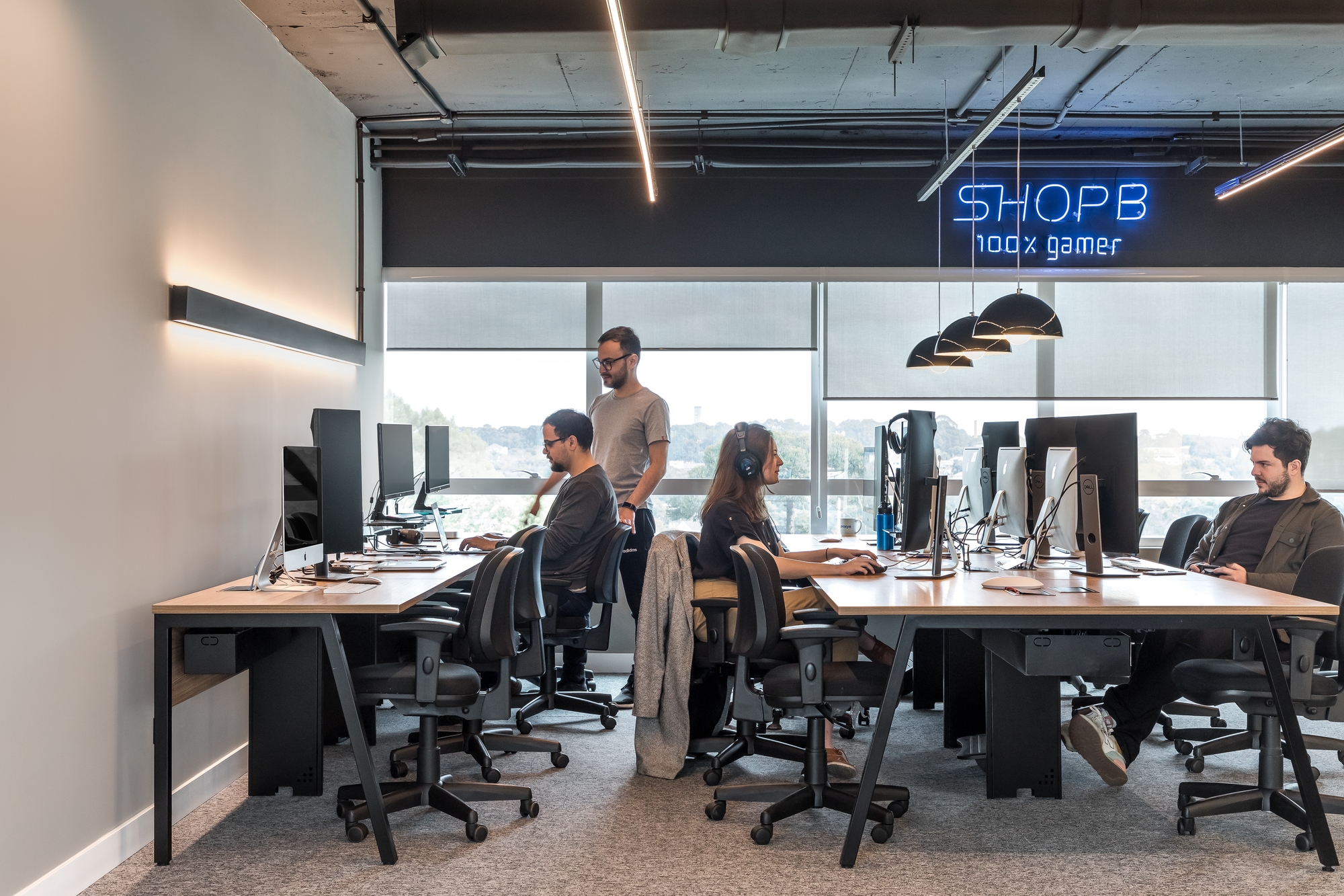 ShopB Offices - Curitiba | Office Snapshots