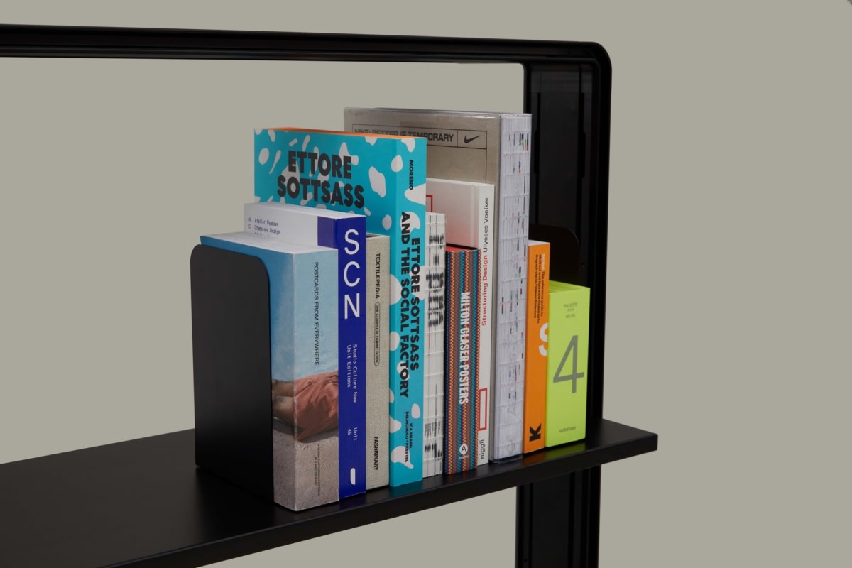 Senator Adapt Wall | Office Snapshots