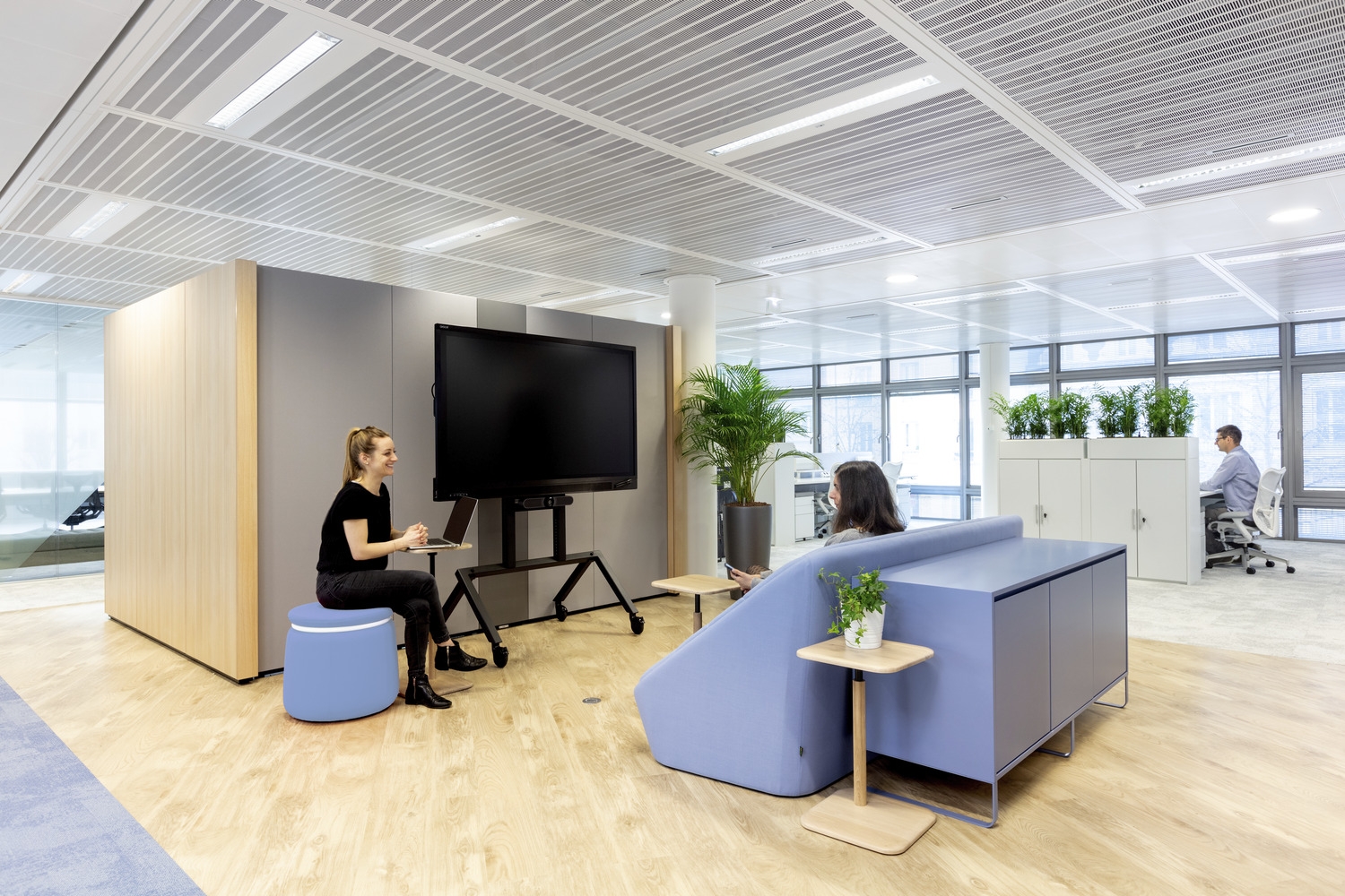 F5 Networks Offices - Paris | Office Snapshots
