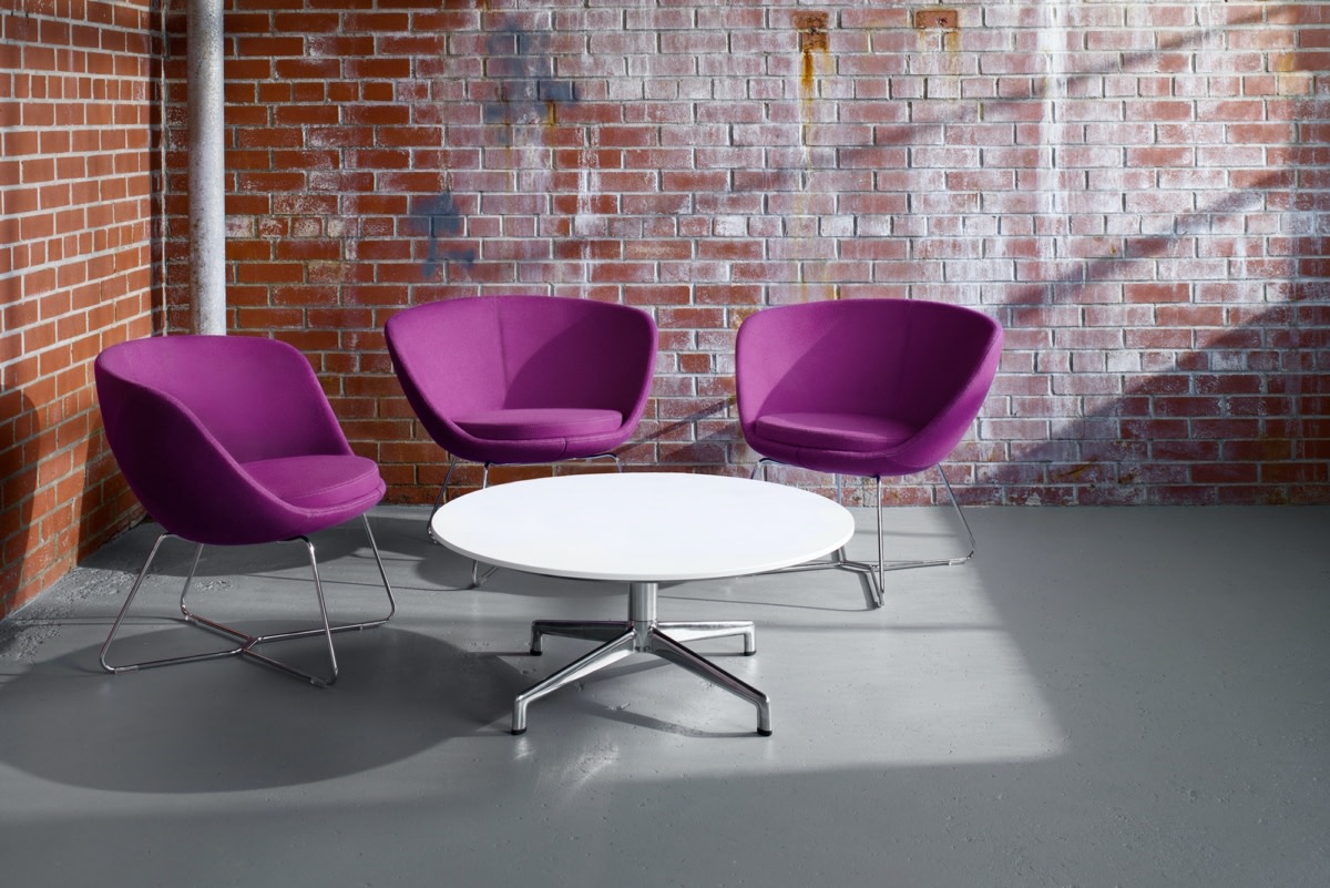 Keilhauer Juxta Table | Office Snapshots
