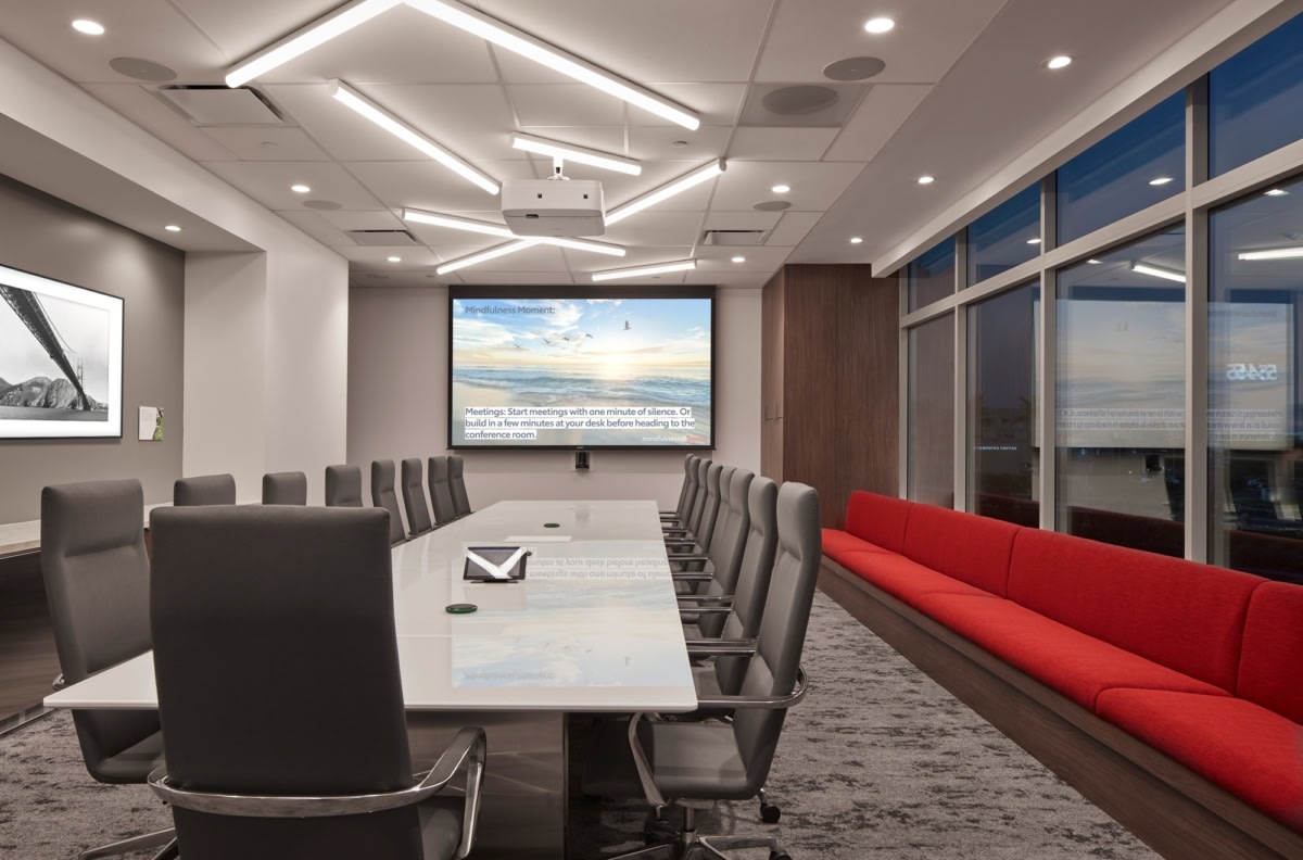 Toyota Financial Services Experience Center West - Chandler | Office ...