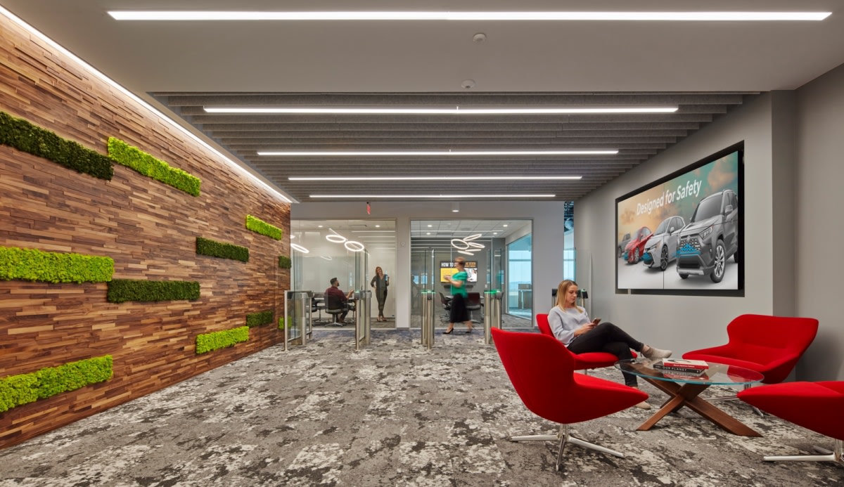Toyota Financial Services Experience Center West - Chandler | Office ...