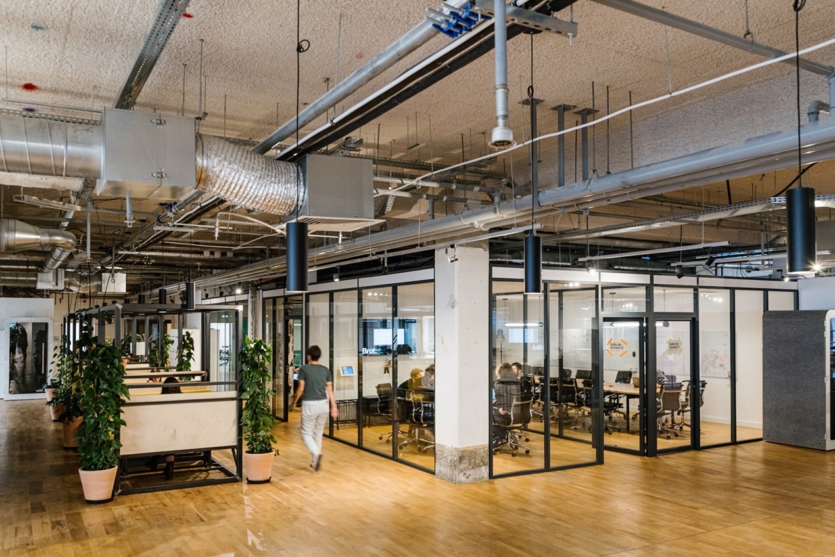 Brut Offices - Paris | Office Snapshots