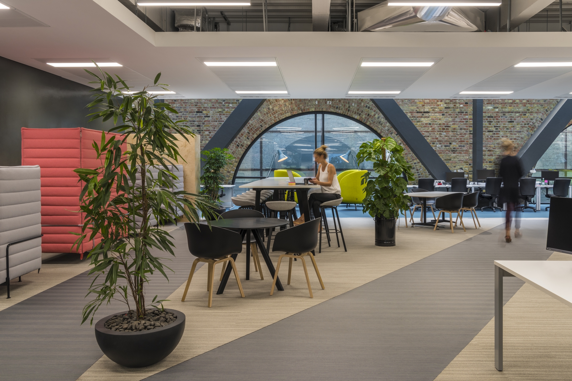 Deliveroo Offices - London | Office Snapshots