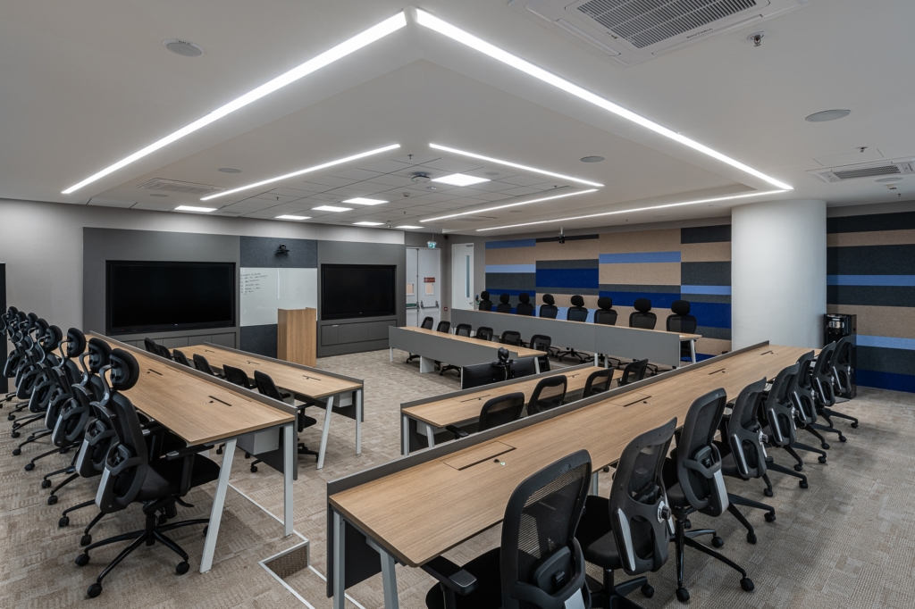 Fractal Analytics Offices - Mumbai | Office Snapshots