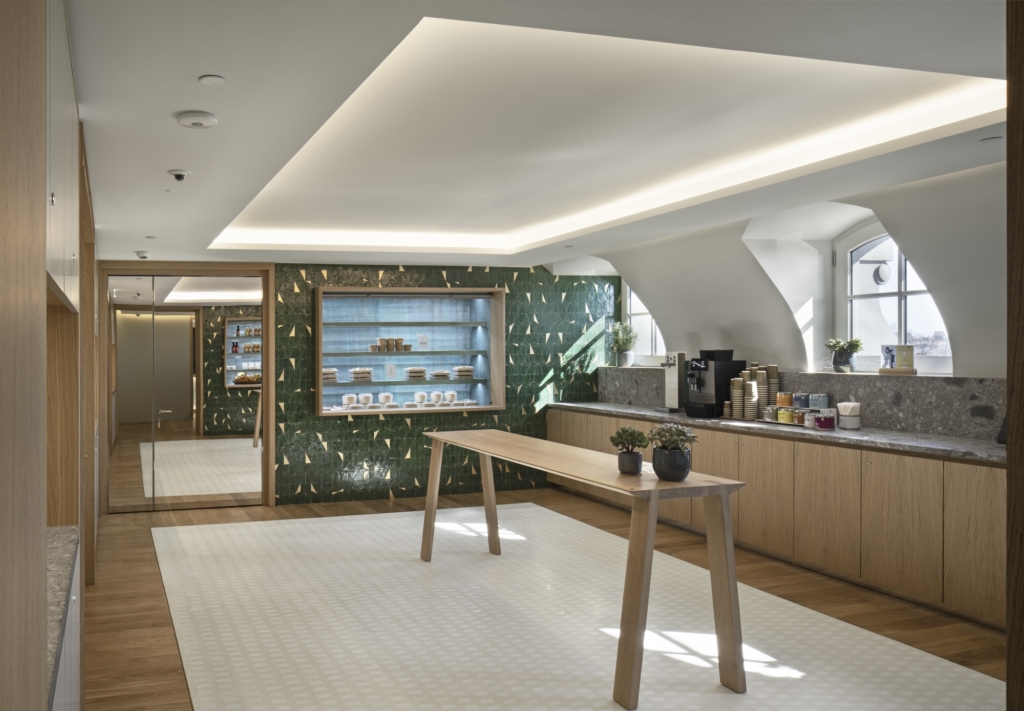 Moët Hennessy Offices - Paris | Office Snapshots