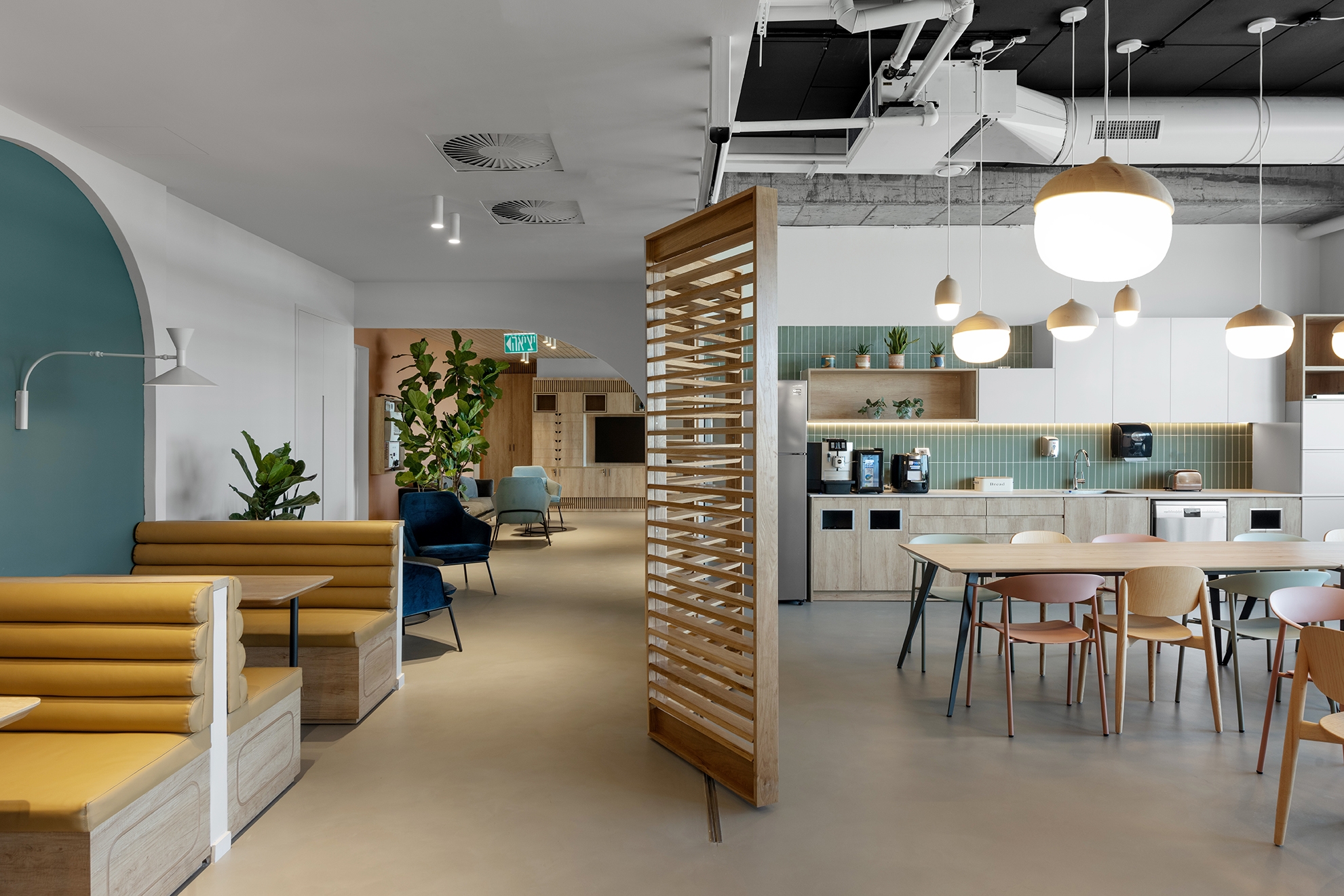 AstraZeneca Offices - Kefar Sava | Office Snapshots