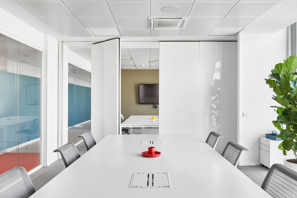 UCB Pharma Offices - Milan | Office Snapshots