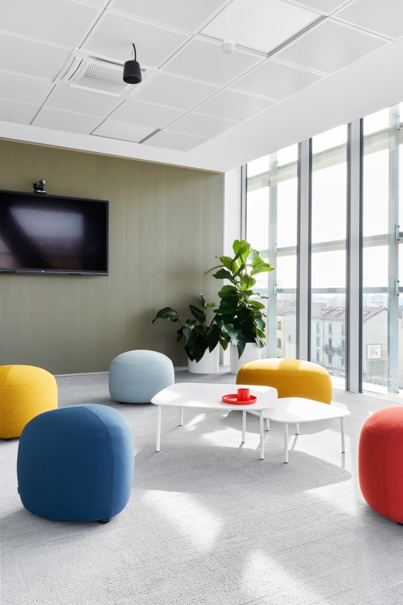UCB Pharma Offices - Milan | Office Snapshots