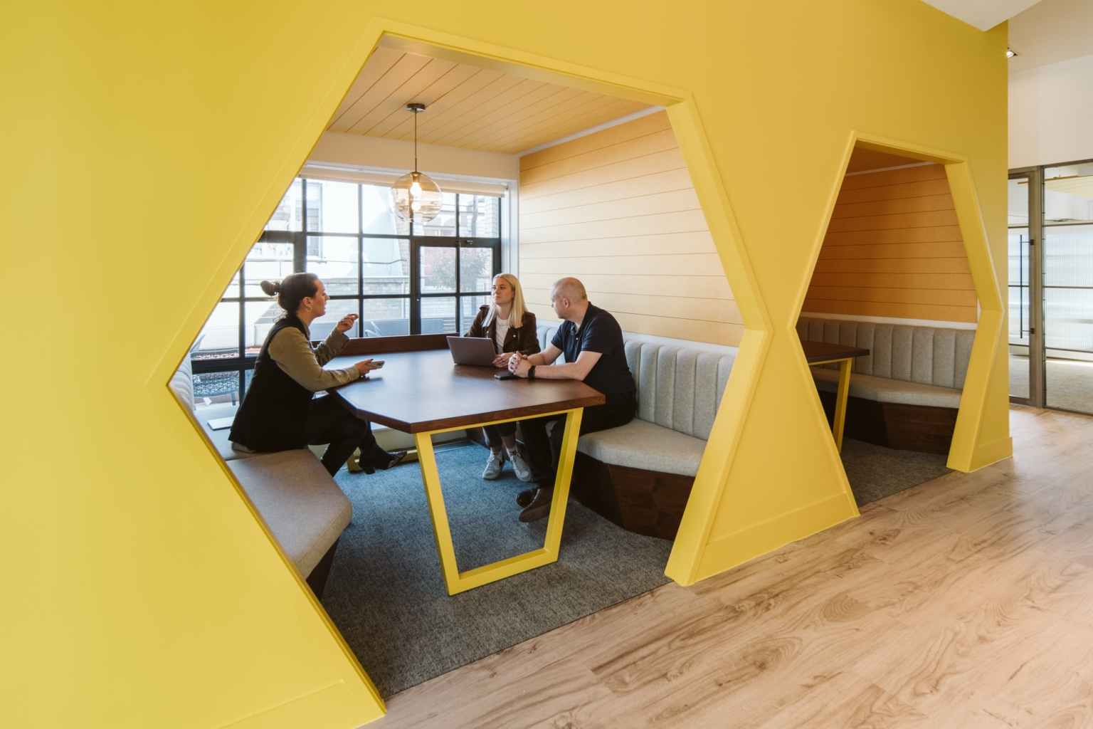 Bumble Offices - London | Office Snapshots