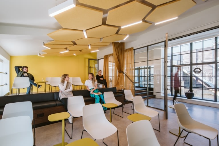Bumble Offices - London | Office Snapshots