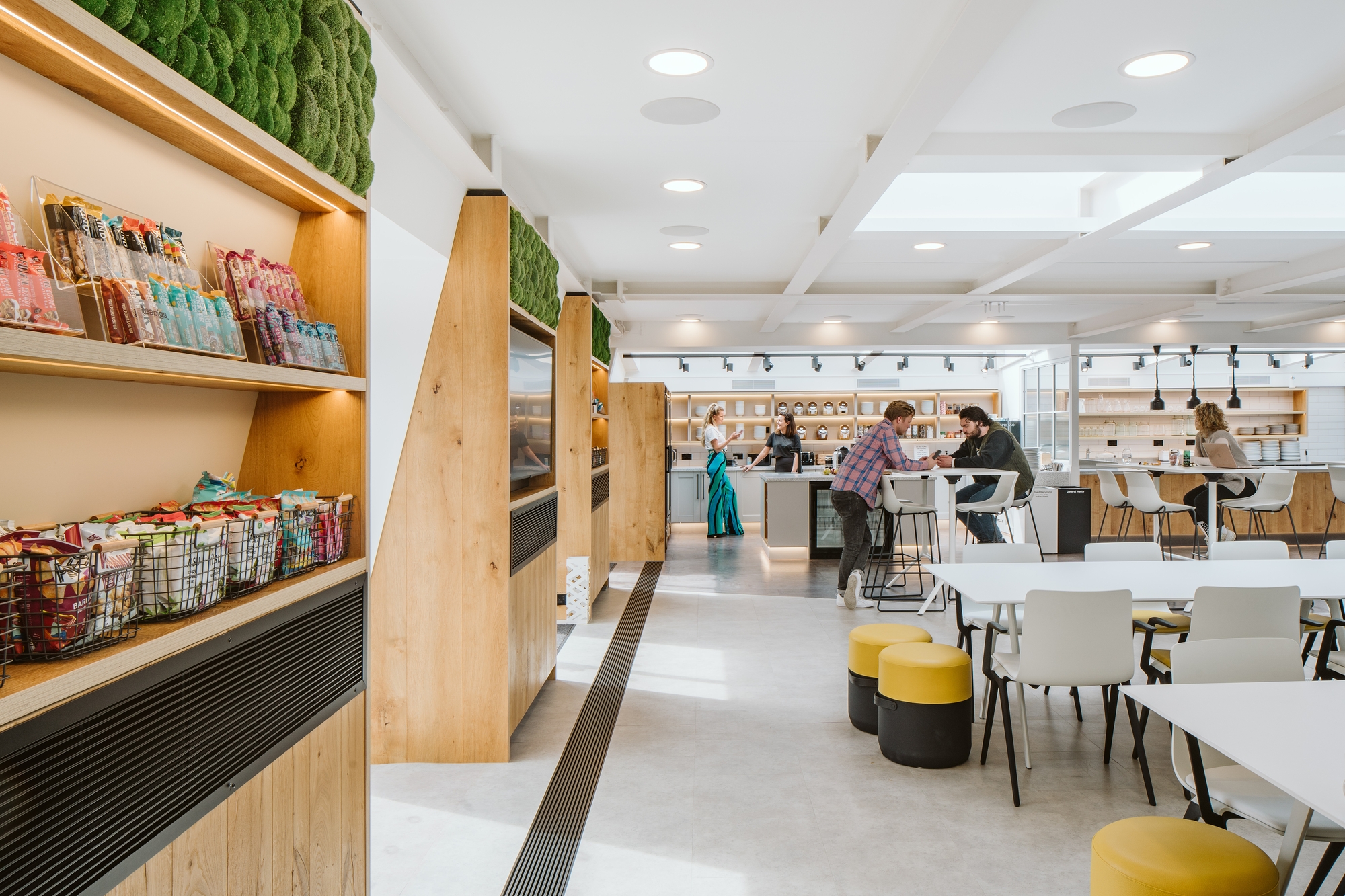 Peter Ghobrial | Photographer | Office Snapshots