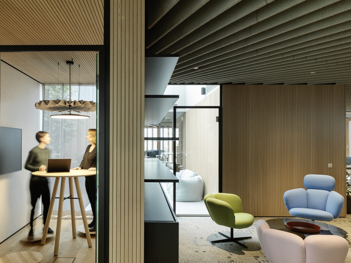 MAM Competence Center Offices - Grosshöflein | Office Snapshots