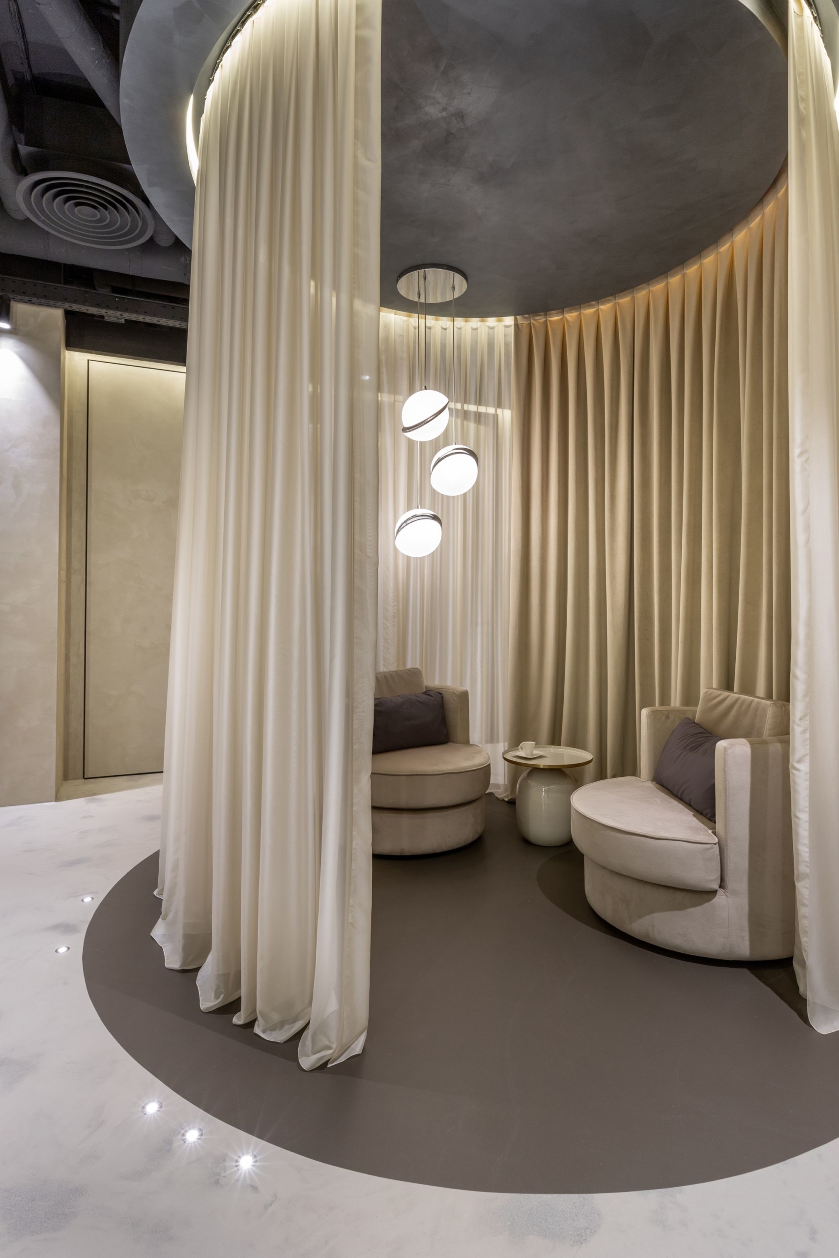 Private Bank VIP Client Office - Minsk | Office Snapshots