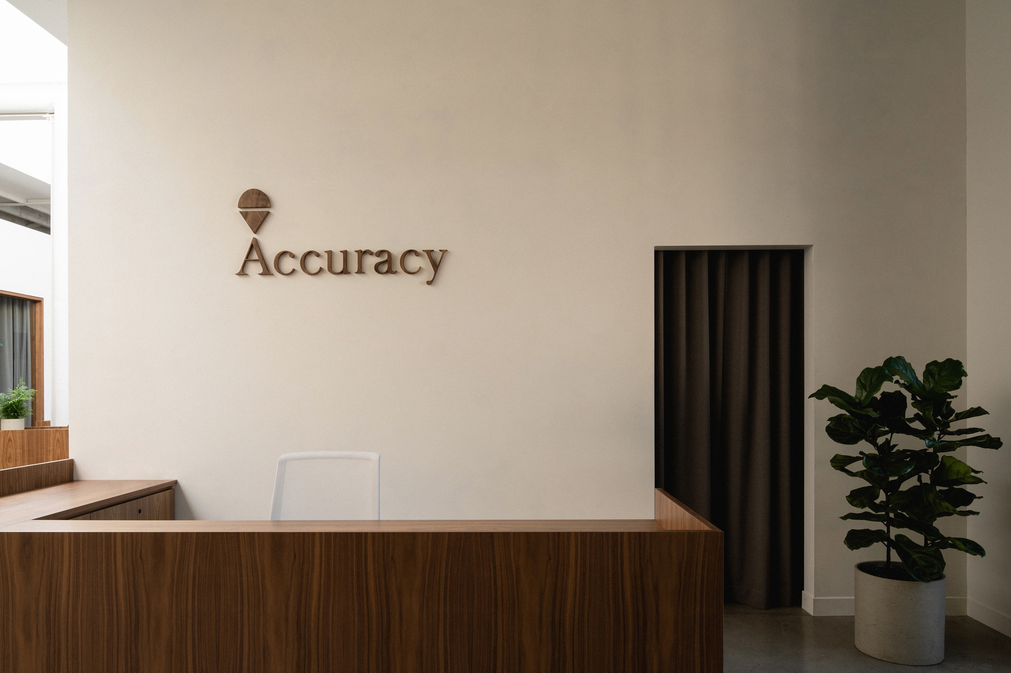 Accuracy Offices – Montreal – INDesign Marketing Services