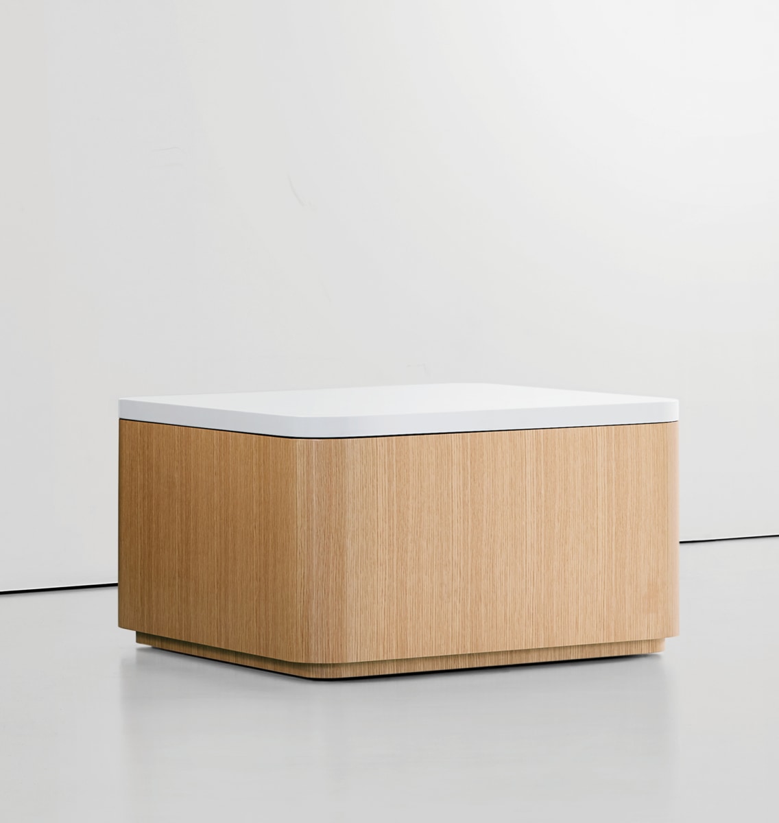 Bernhardt Design Elevation Drum Occasional Table | Office Snapshots