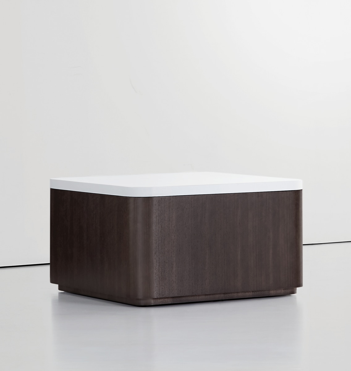 Bernhardt Design Elevation Drum Occasional Table | Office Snapshots