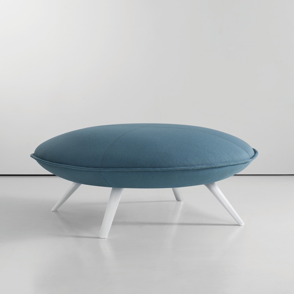 Bernhardt Design Luca Bench & Ottoman | Office Snapshots