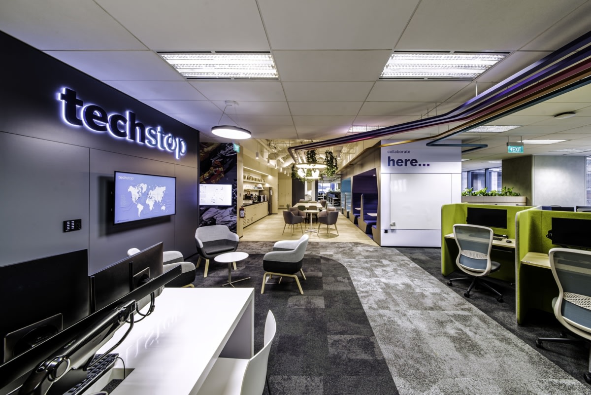 Marsh McLennan (MMC) Offices – Singapore – INDesign Marketing Services