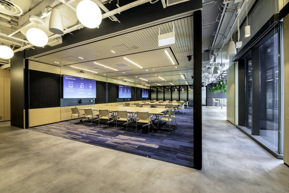 Marsh McLennan (MMC) Offices - Singapore | Office Snapshots