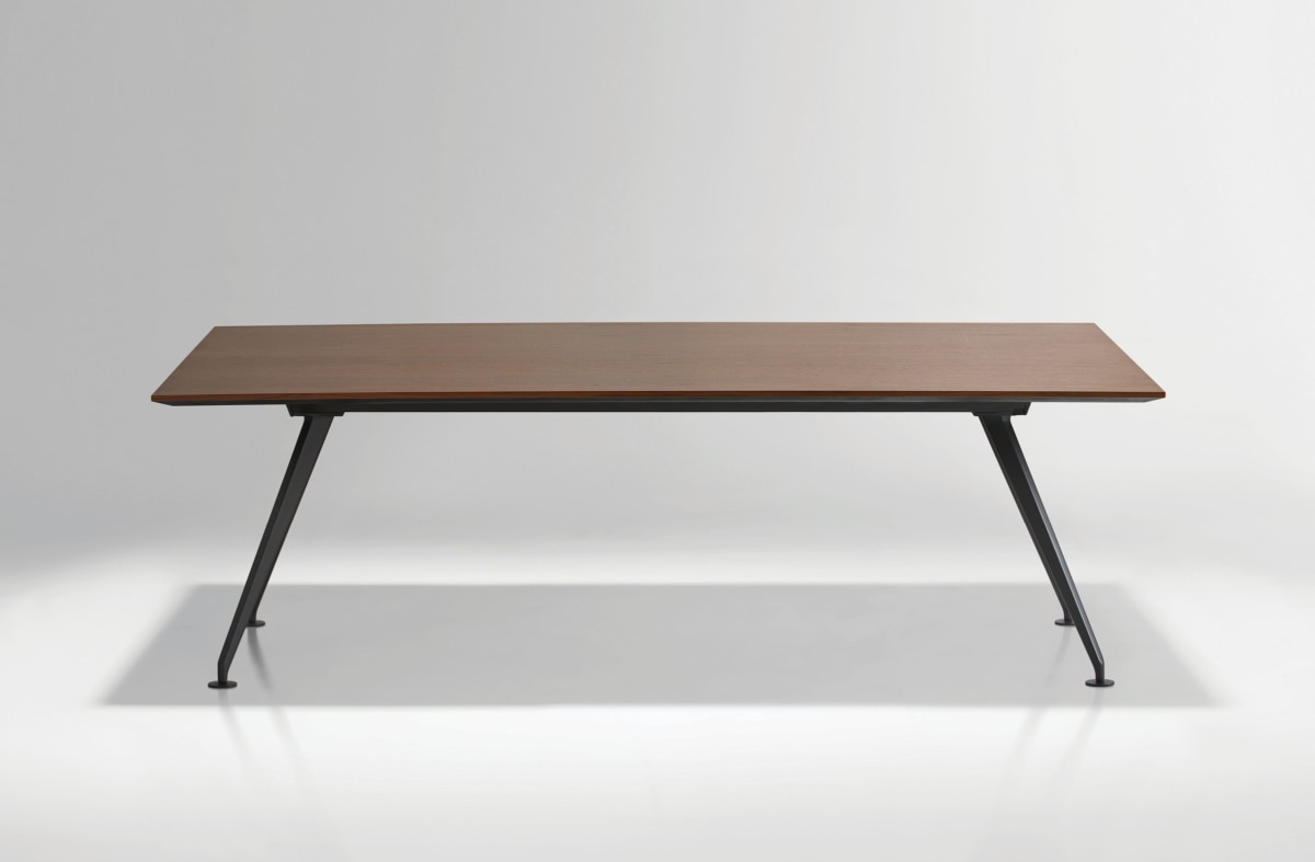 Bernhardt Design Parallax Conference Table | Office Snapshots