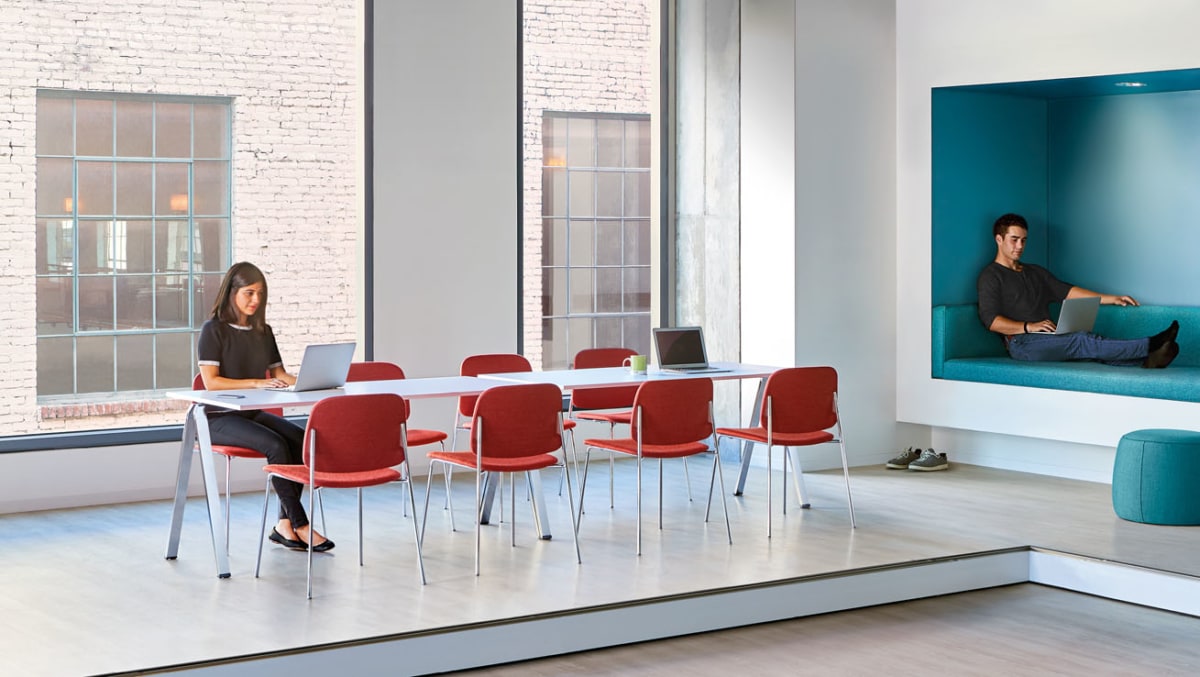 Bernhardt Design Yuno Training Table | Office Snapshots