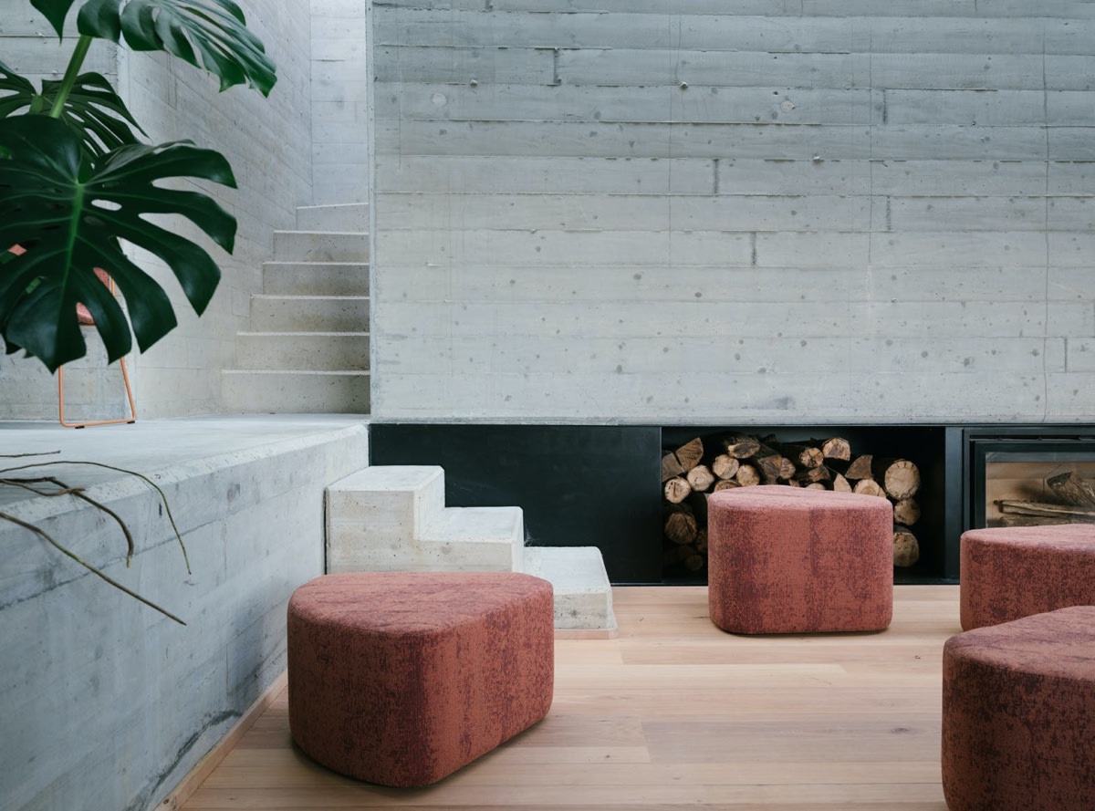 Hightower Aia Pouf | Office Snapshots