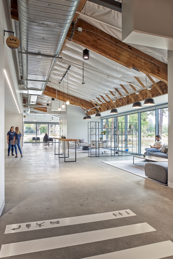 Aurora Headquarters - Mountain View | Office Snapshots