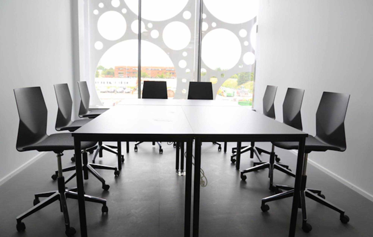 Hightower FourCast®2 Wheeler | Office Snapshots