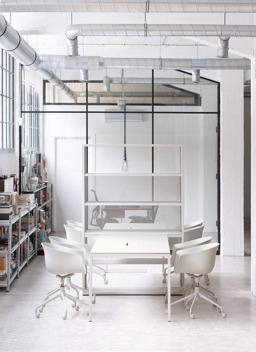 Hightower Dry Tables | Office Snapshots