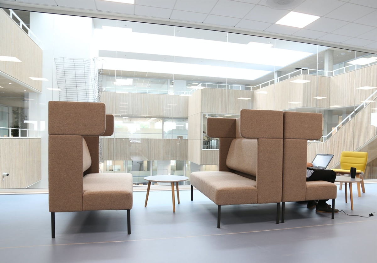 Hightower FourUs® Sofa | Office Snapshots