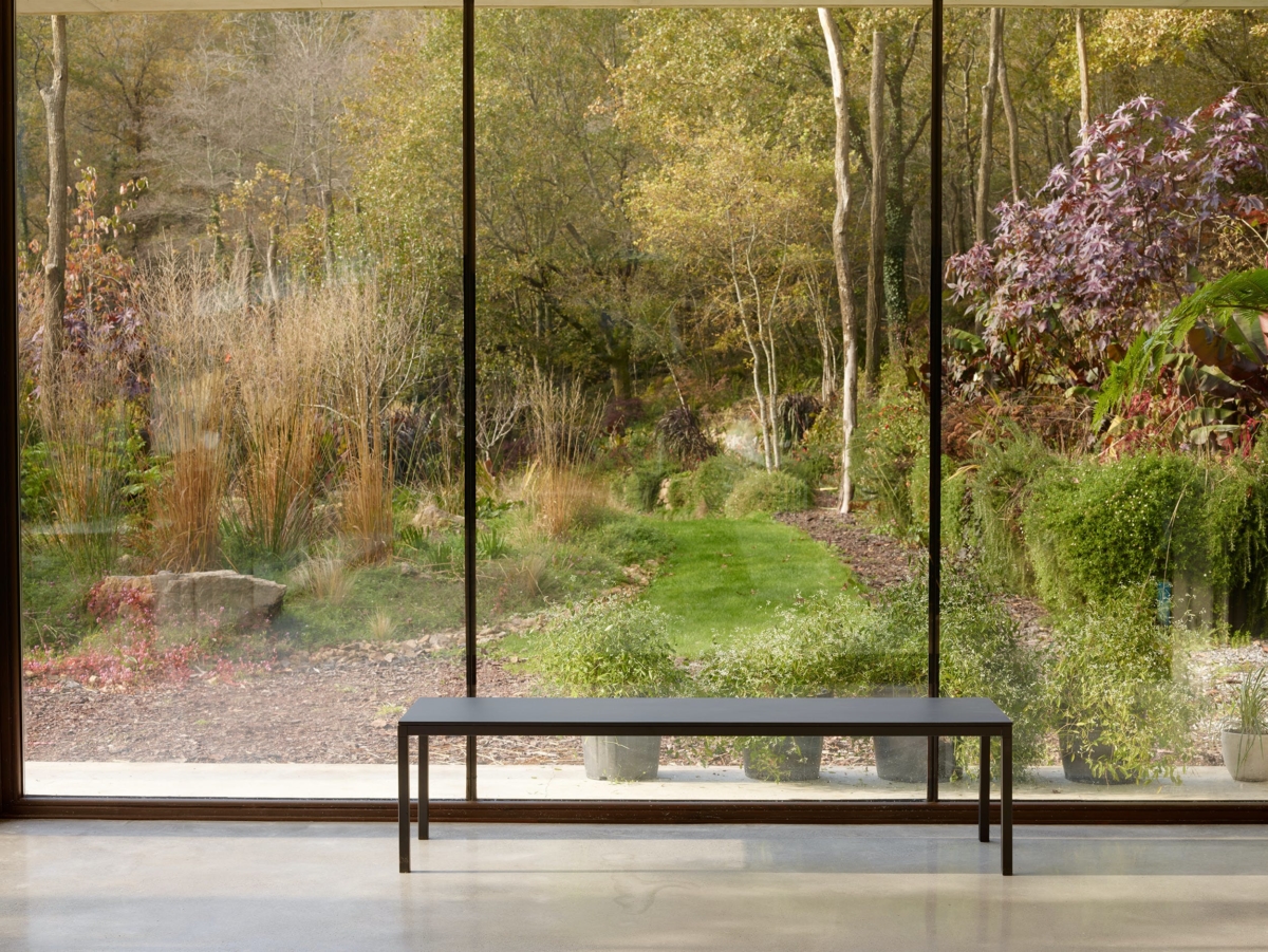 Hightower Dry Bench | Office Snapshots